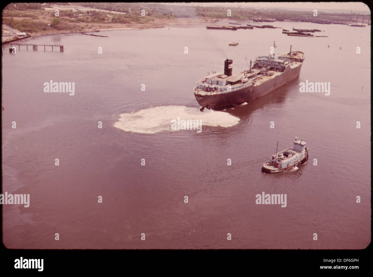 Old oil tanker usa hi-res stock photography and images - Alamy