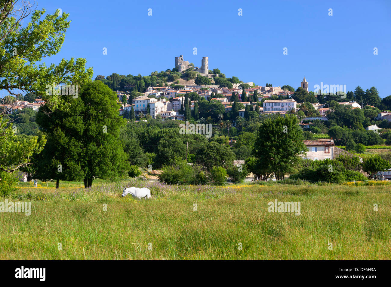 View of old village and ruined castle, Grimaud, Var, Provence-Alpes ...