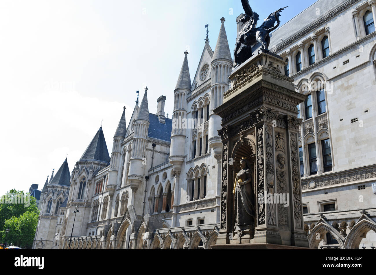 The Royal Courts of Justice building on the Strand in Central London ...