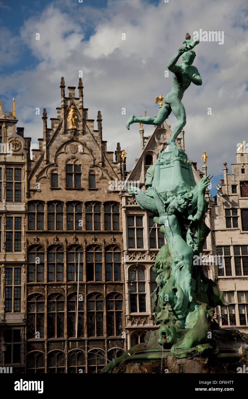 Brabo statue hi-res stock photography and images - Alamy
