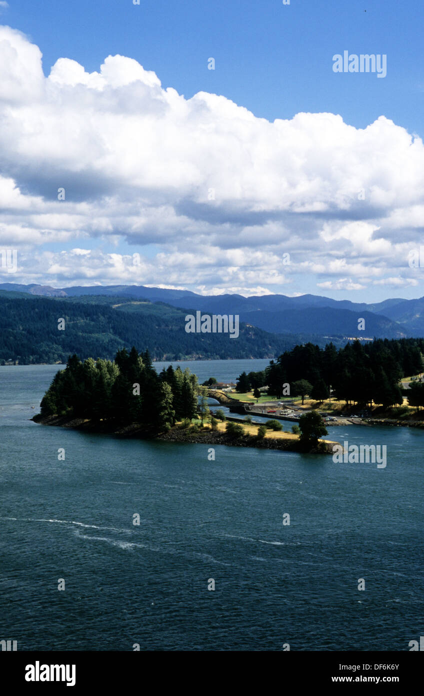 Cascade Locks Marine Park, viewed from the Bridge of the Gods, OR/WA ...