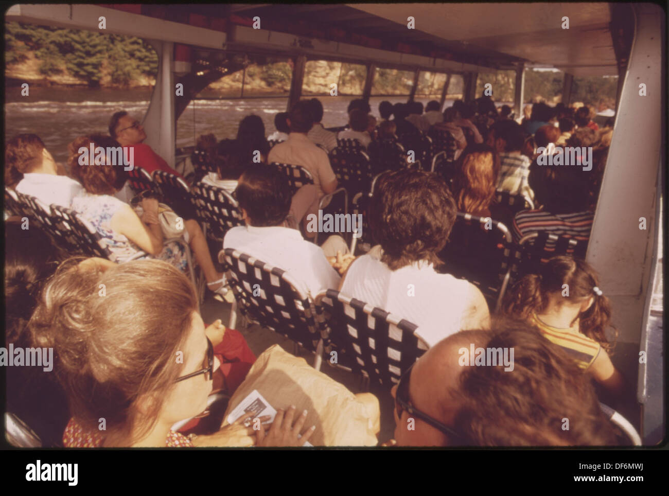 This image shows the Wisconsin River as it channels through deep ...