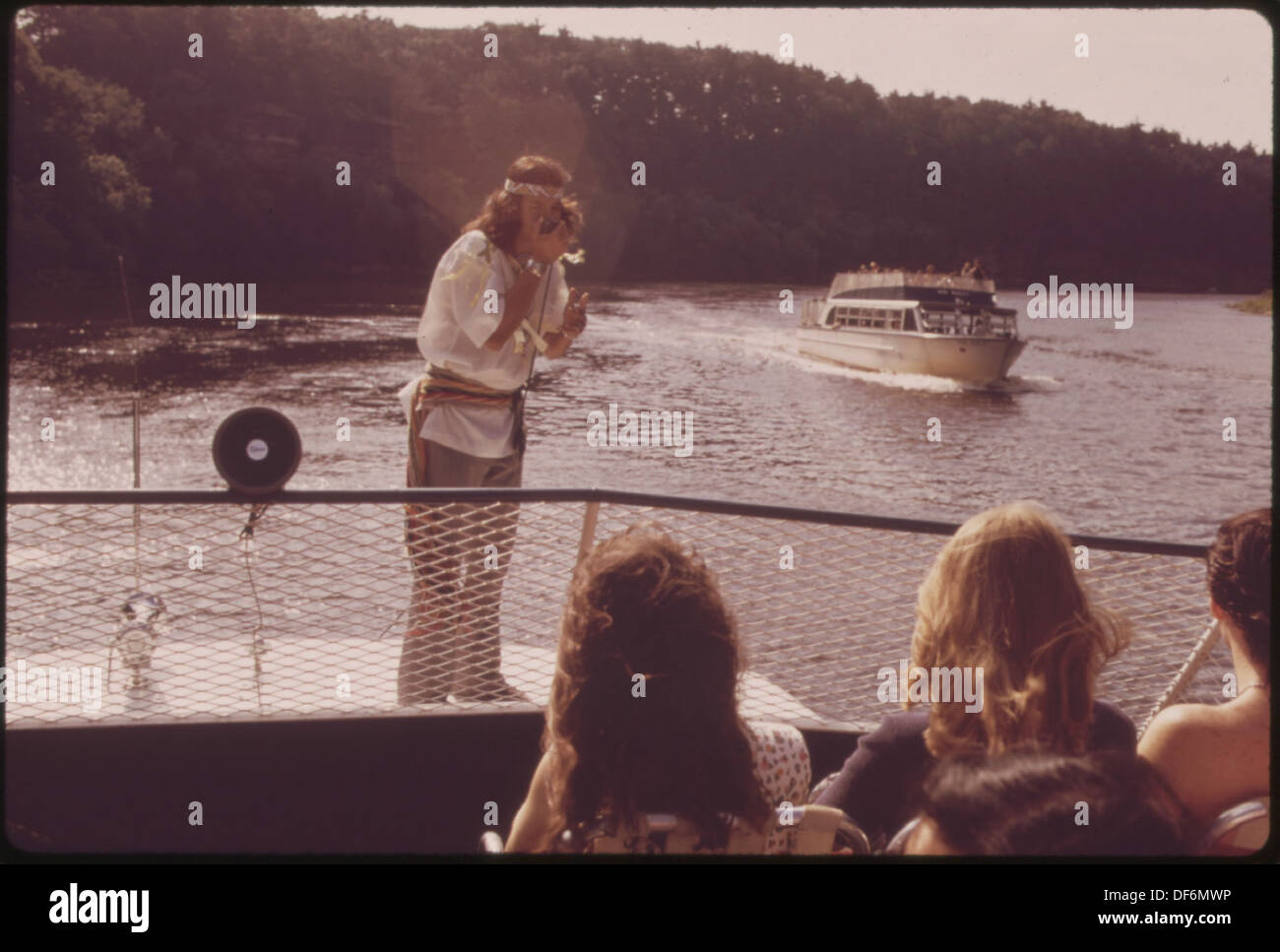 The Wisconsin River near Wisconsin Dells carves through deep, soft ...