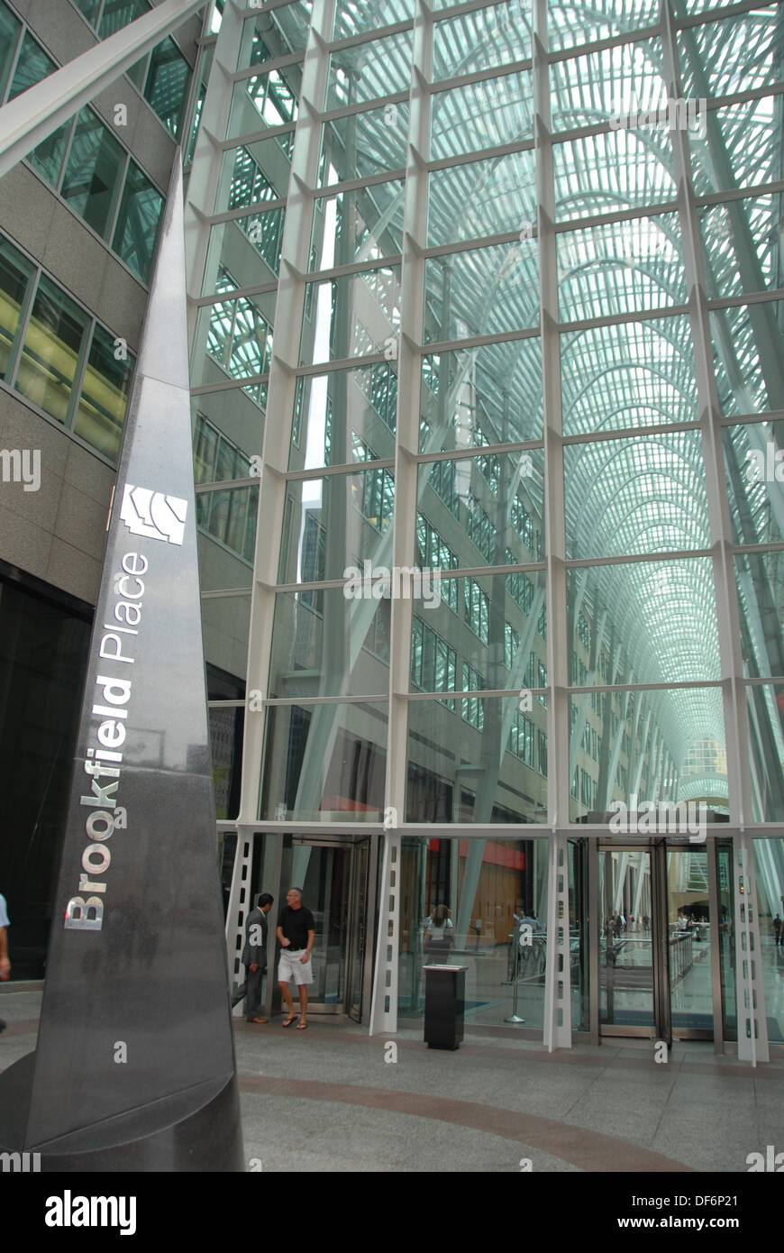 Bce place santiago calatrava toronto hi-res stock photography and ...