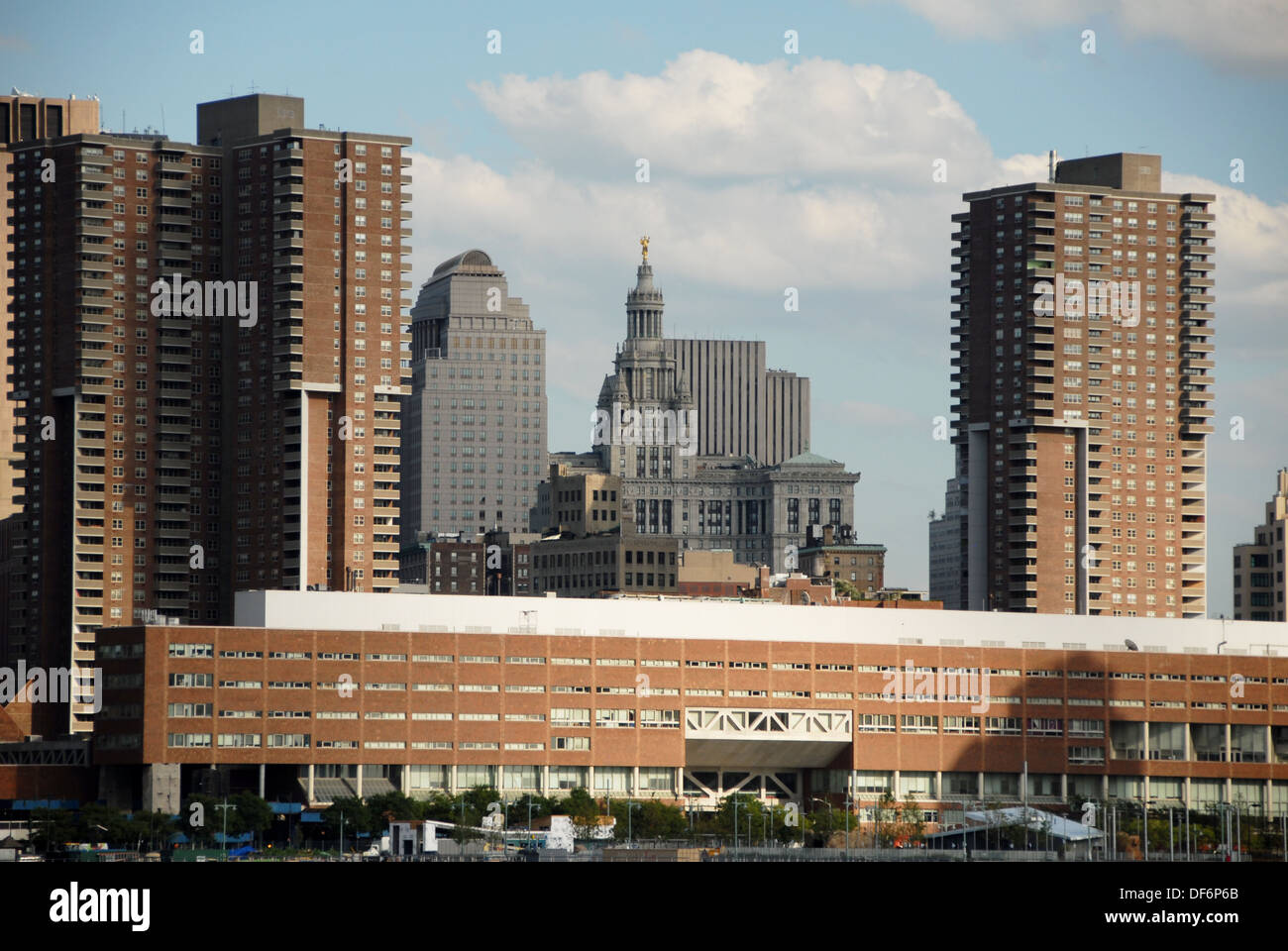 Borough of manhattan community college hi-res stock photography and ...