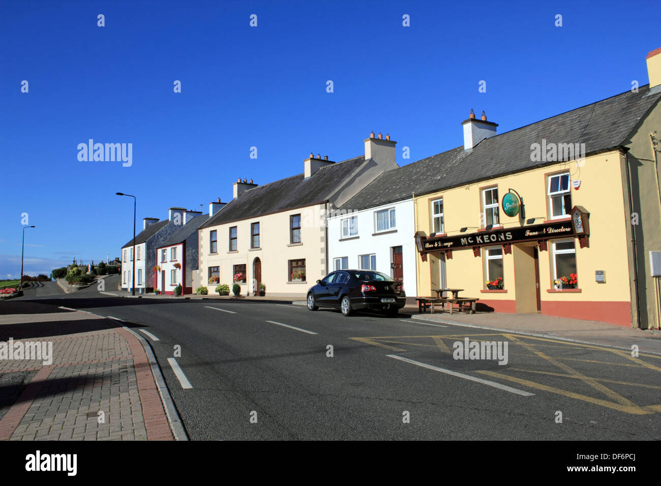 Leitrim village hi-res stock photography and images - Alamy