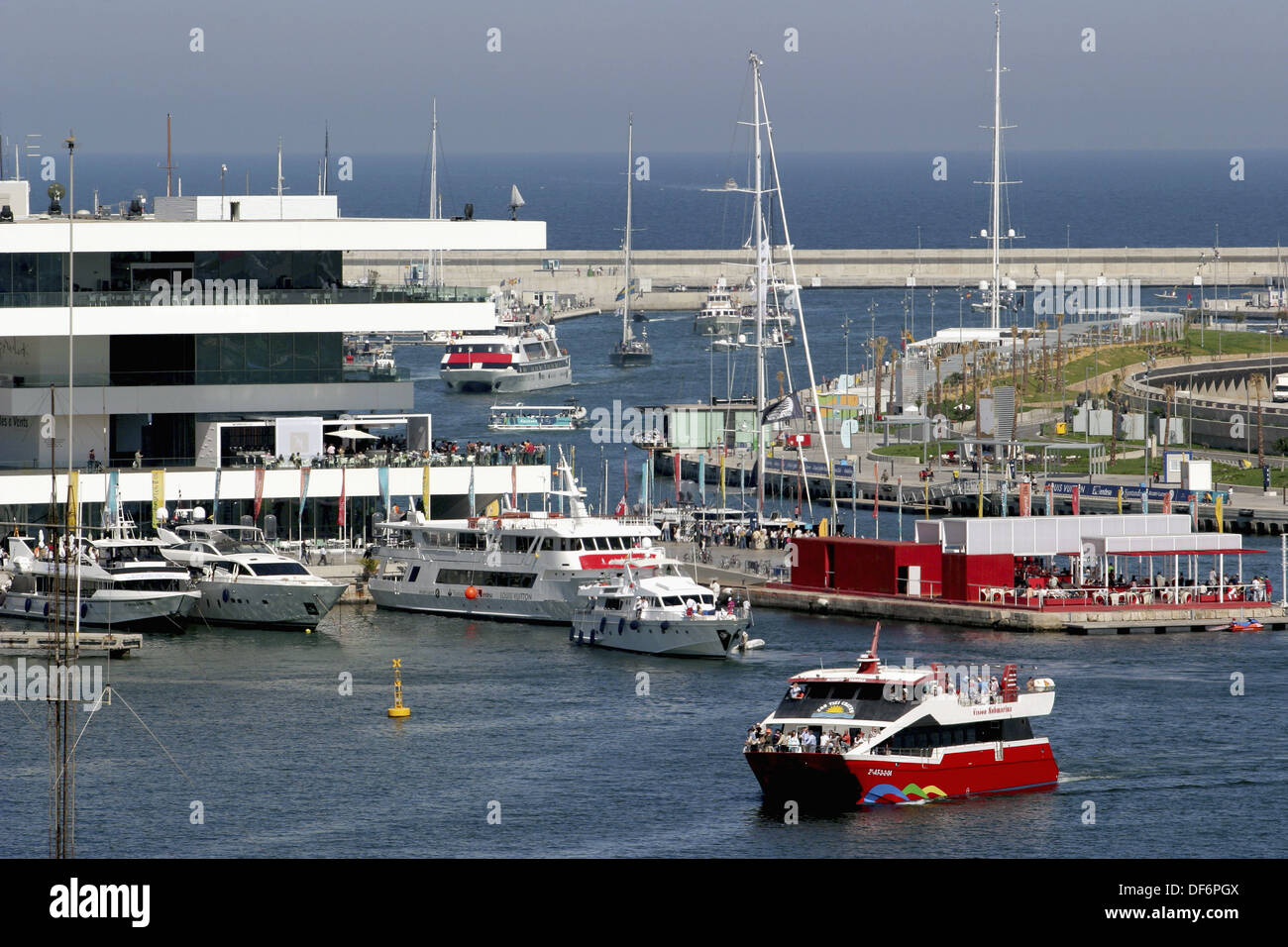 Vele i vent hi-res stock photography and images - Alamy