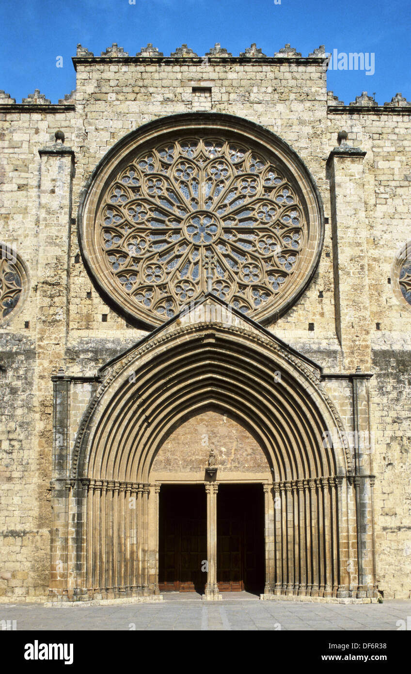 Monasterio sant cugat hi-res stock photography and images - Alamy