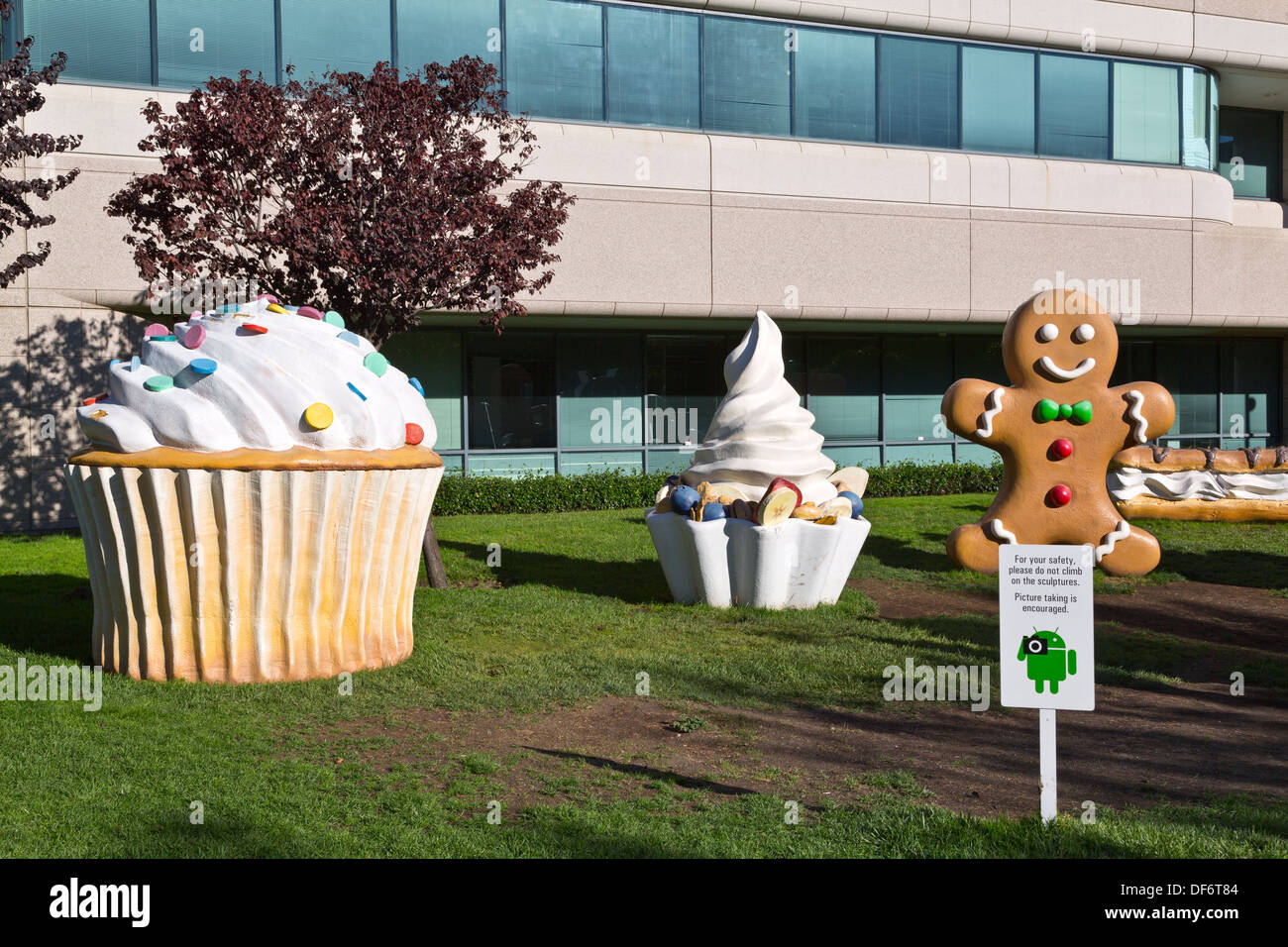 Google Android lawn statues at the Googleplex Google's headquarters in ...