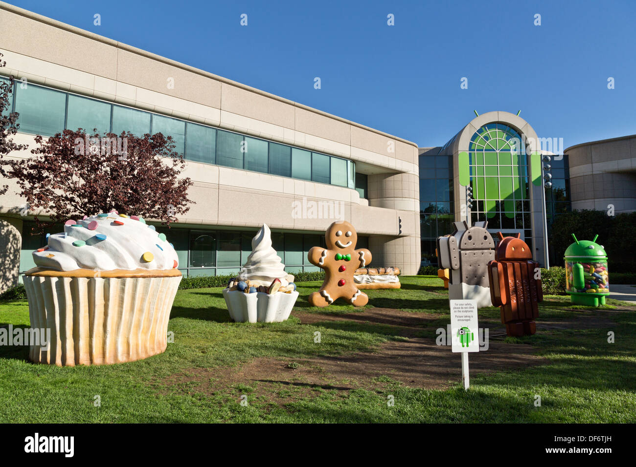 Google Android lawn statues at the Googleplex Google's headquarters in ...