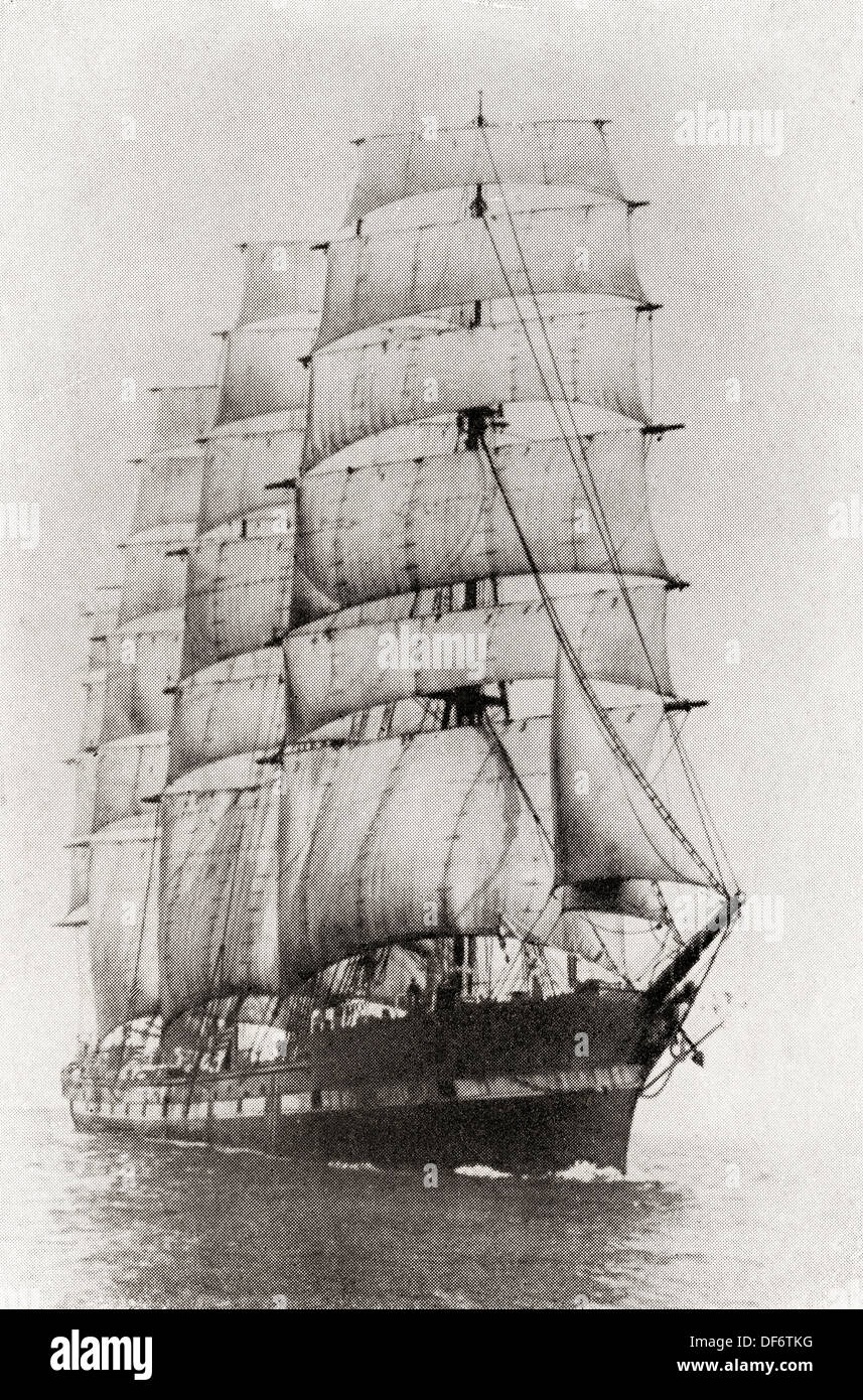 Full rigged sailing ship hi-res stock photography and images - Alamy