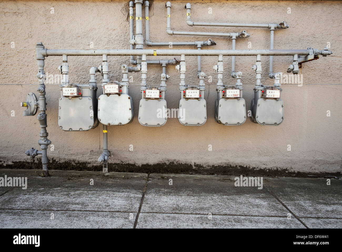 Gas meters hi-res stock photography and images - Alamy