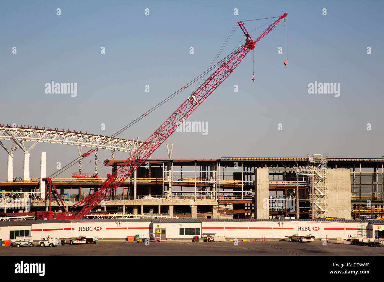 Airport construction site hi-res stock photography and images - Alamy