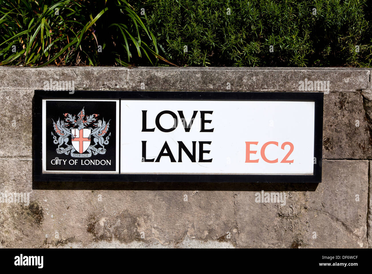 City of london crest logo hi-res stock photography and images - Alamy