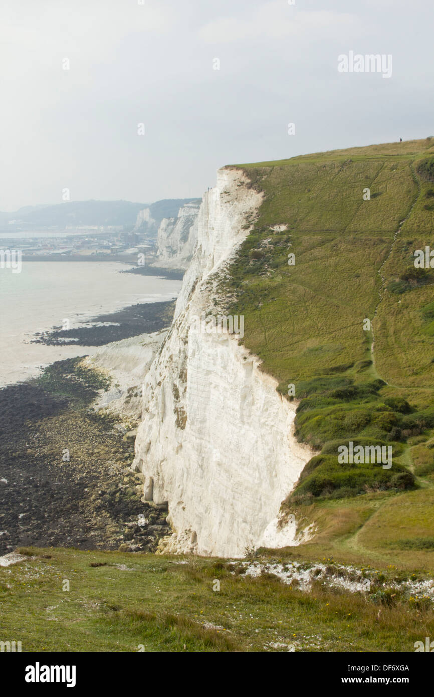 dover cliffs on a sunday afternoon in september.(zoom in 300% to see ...