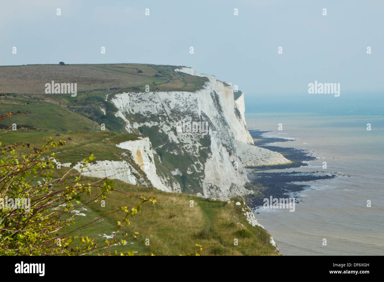 White cliffs footpath hi-res stock photography and images - Alamy
