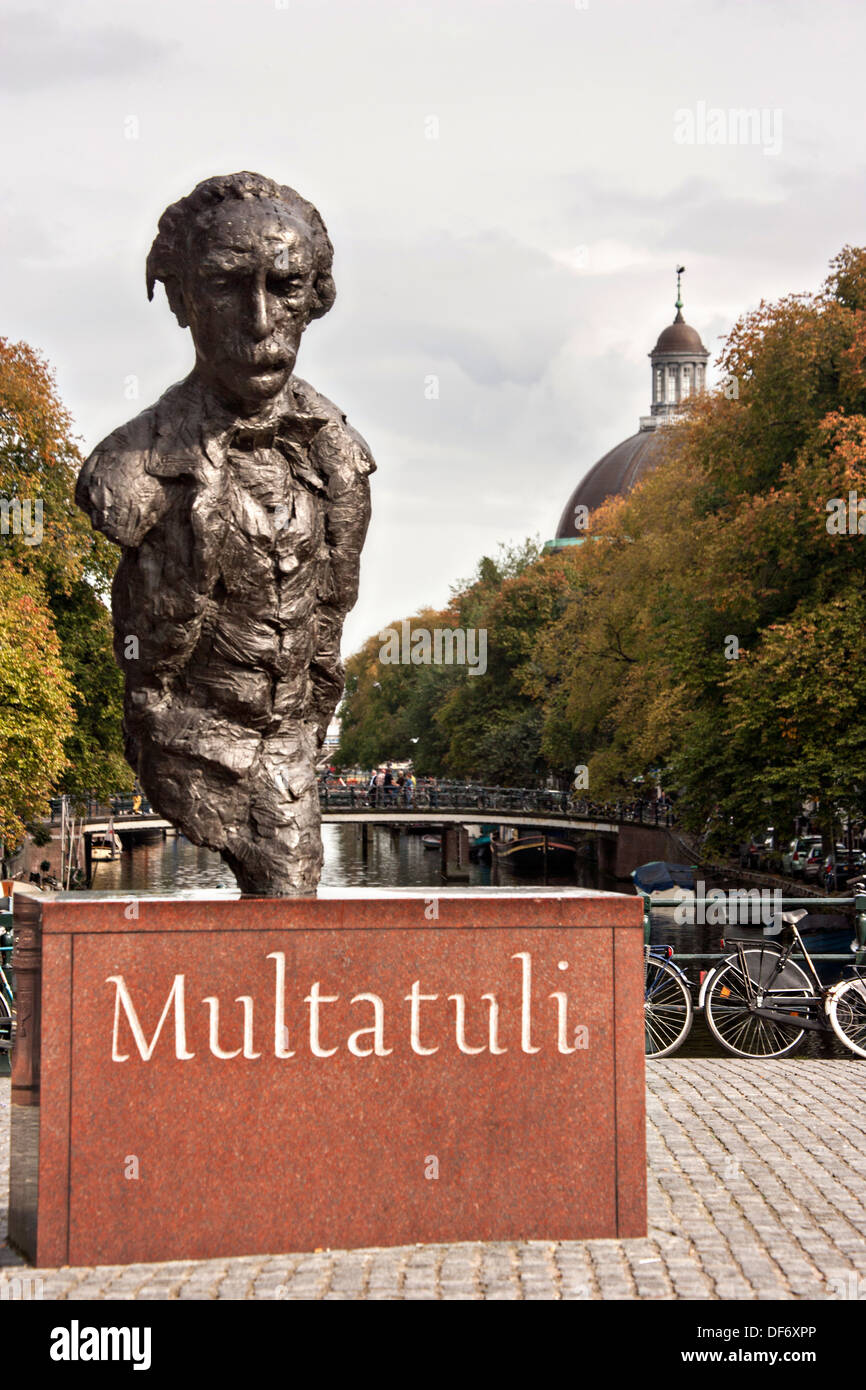 Multatuli statue hi-res stock photography and images - Alamy