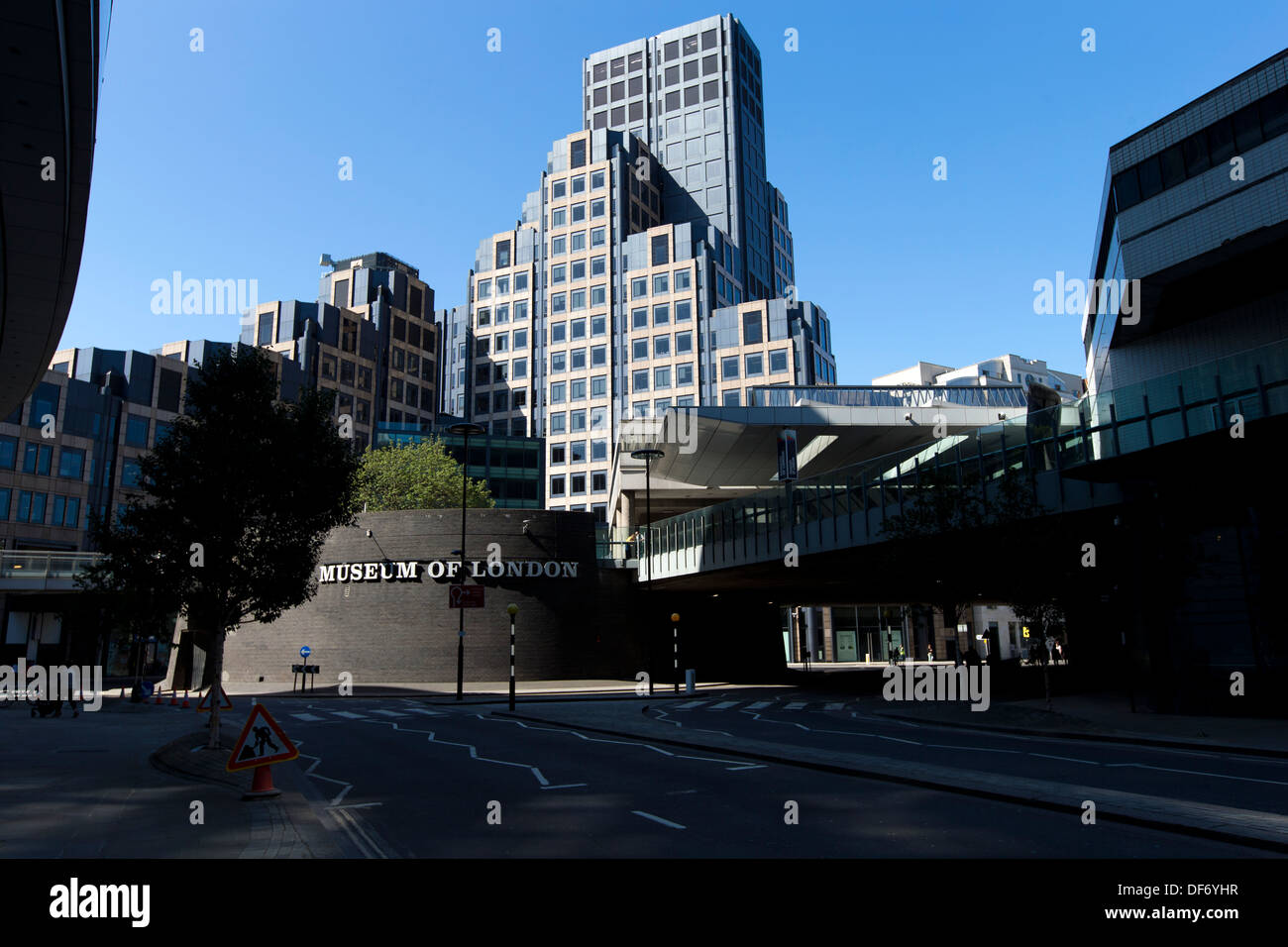 200 aldersgate hi-res stock photography and images - Alamy