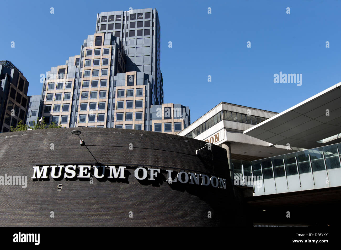 The Museum of London & 200 Aldersgate building, London Wall, London ...