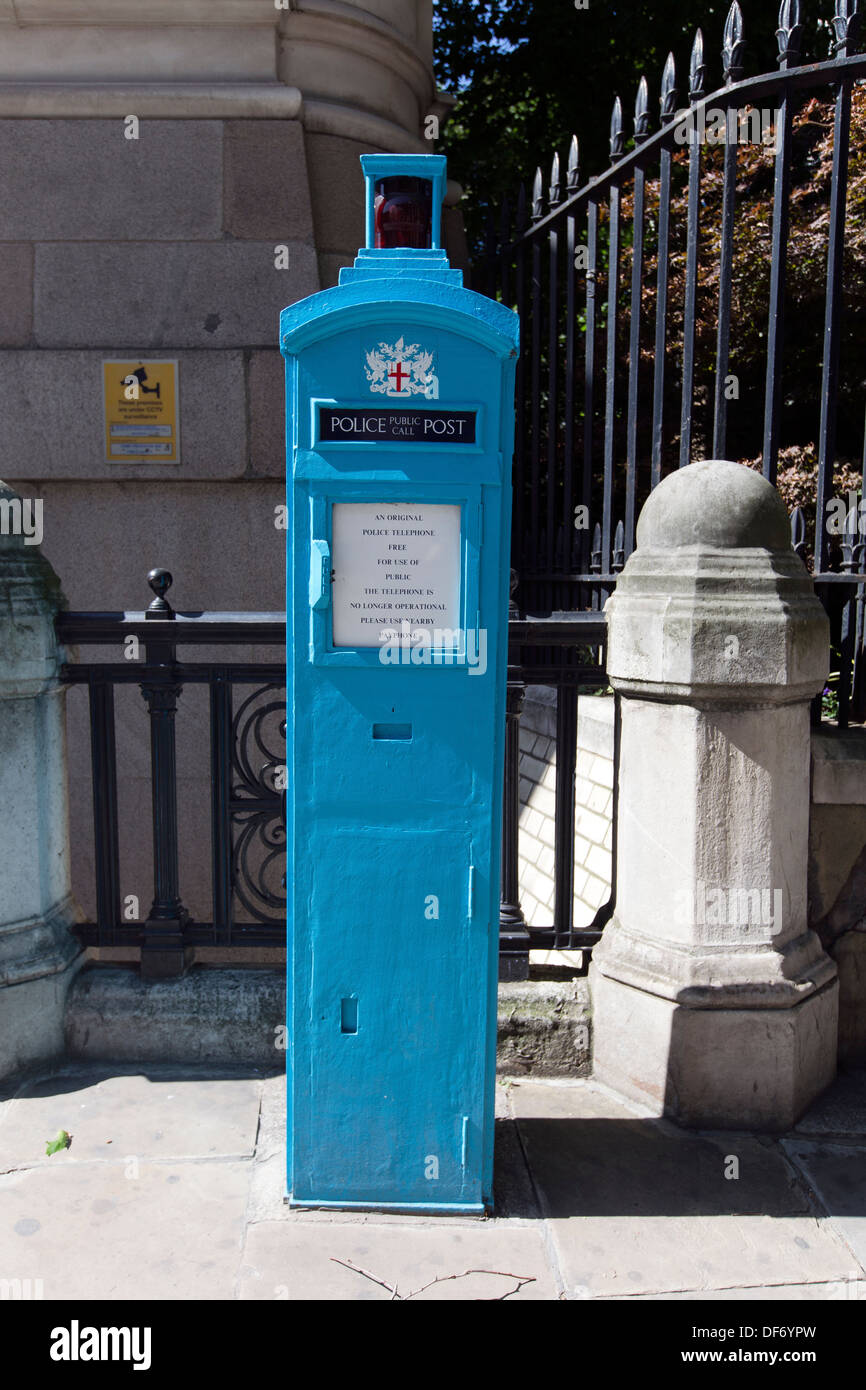 Aldersgate street london hi-res stock photography and images - Alamy