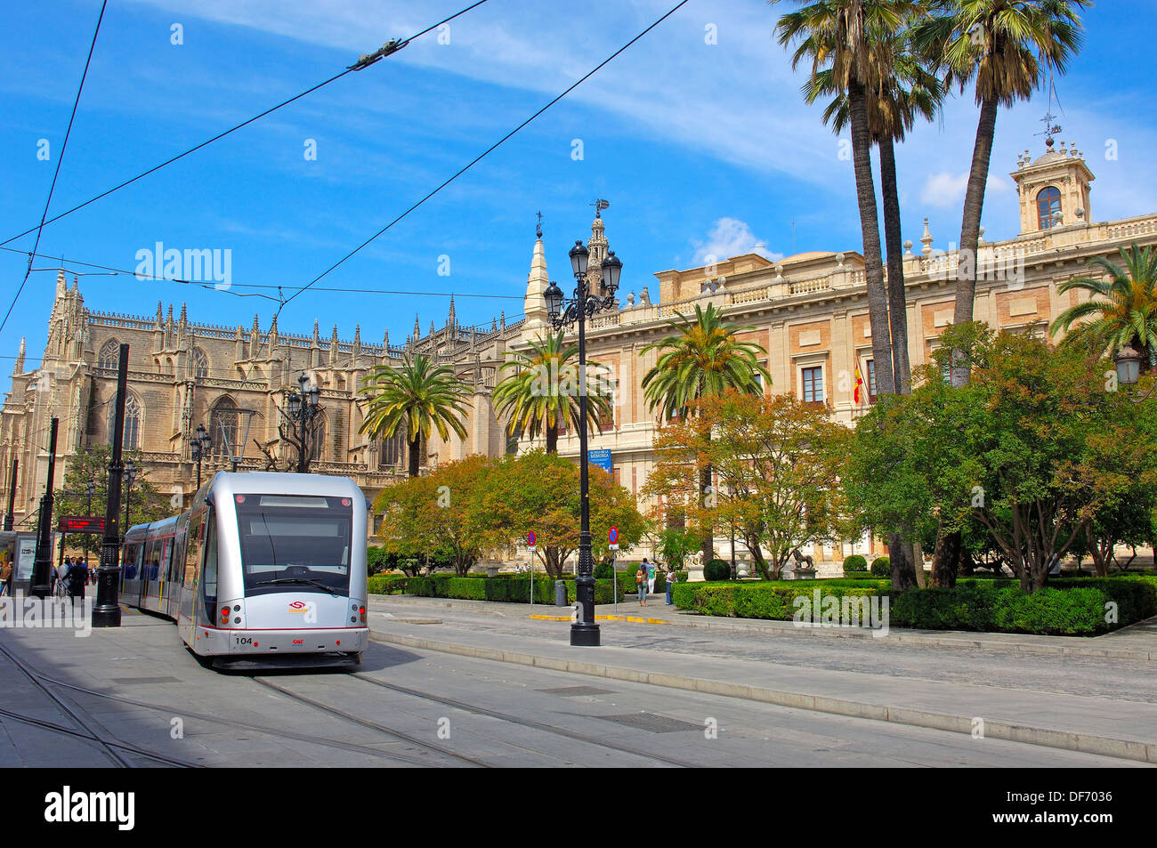 Seville tramcar hi-res stock photography and images - Alamy