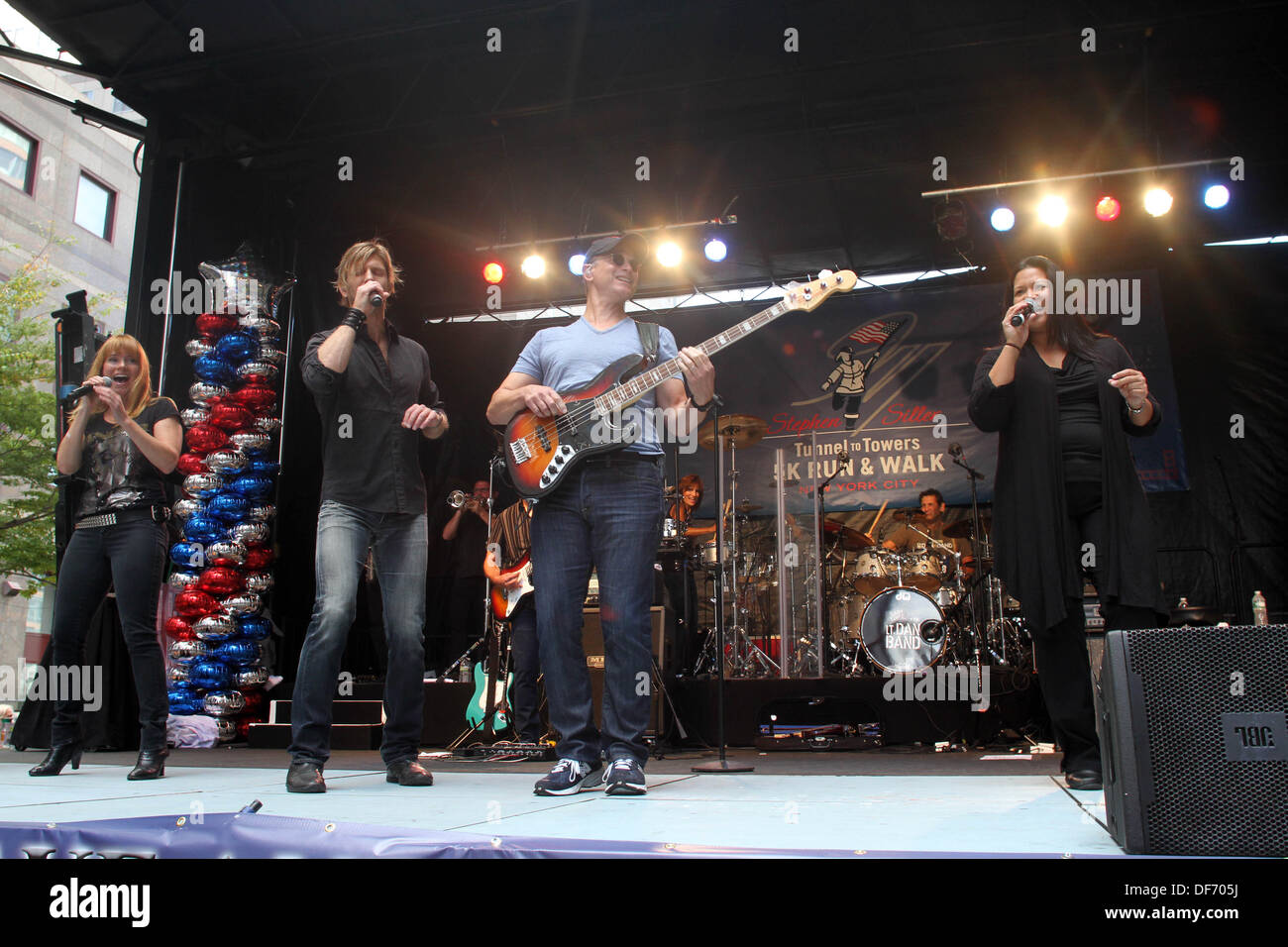 New York, New York, USA. 29th Sep, 2013. 12th Annual FDNY Stephen ...