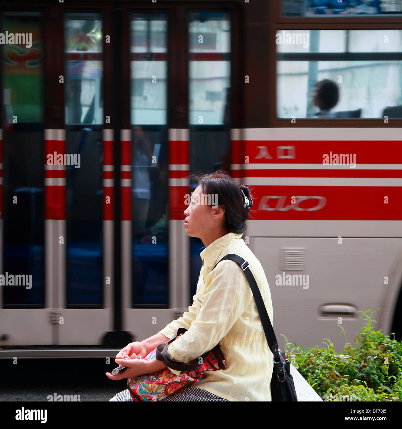 Japanese bus hi-res stock photography and images - Alamy