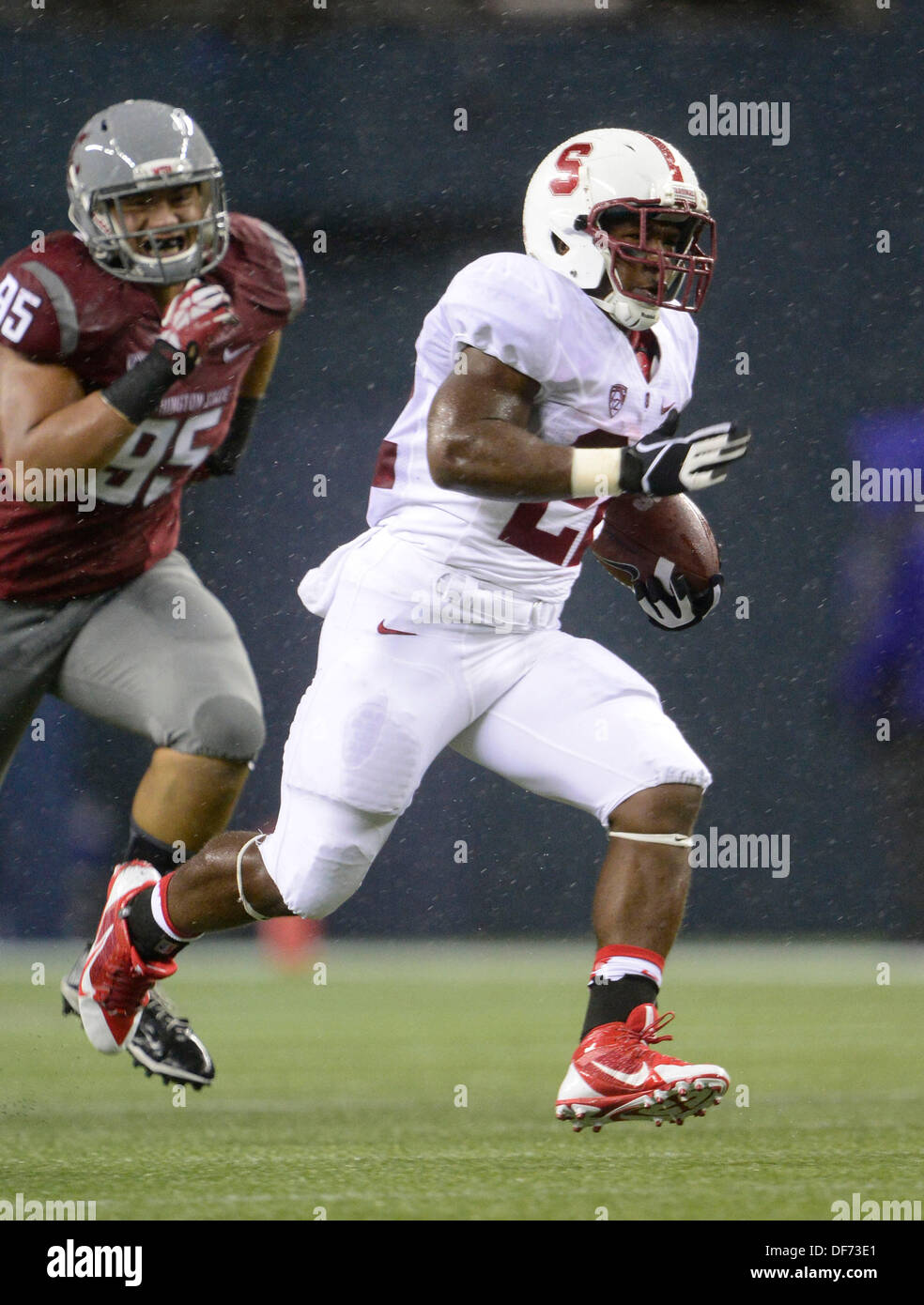 Seattle, WA, USA. 28th Sep, 2013. Stanford Cardinal running back ...