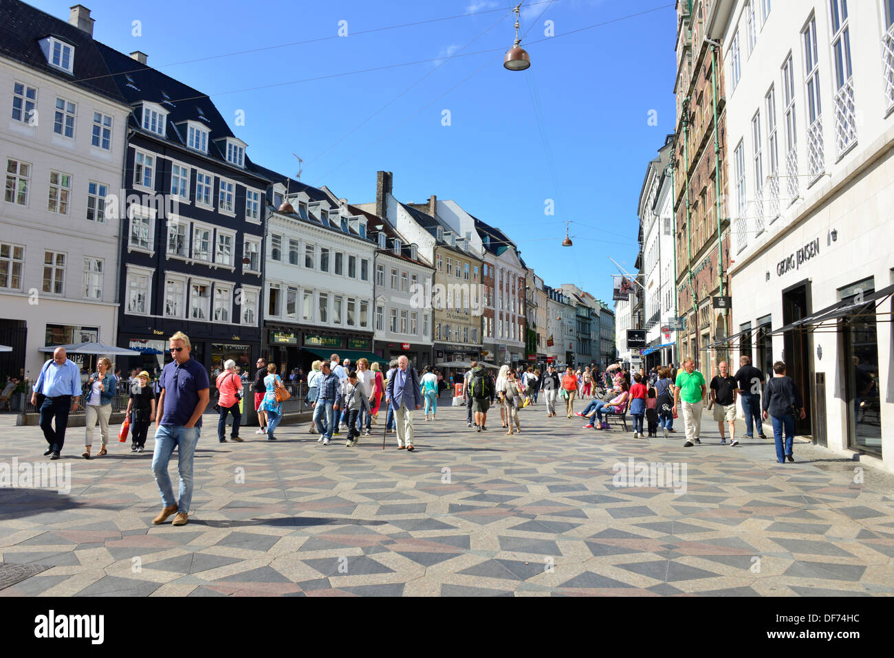 Europe suburbs hi-res stock photography and images - Alamy