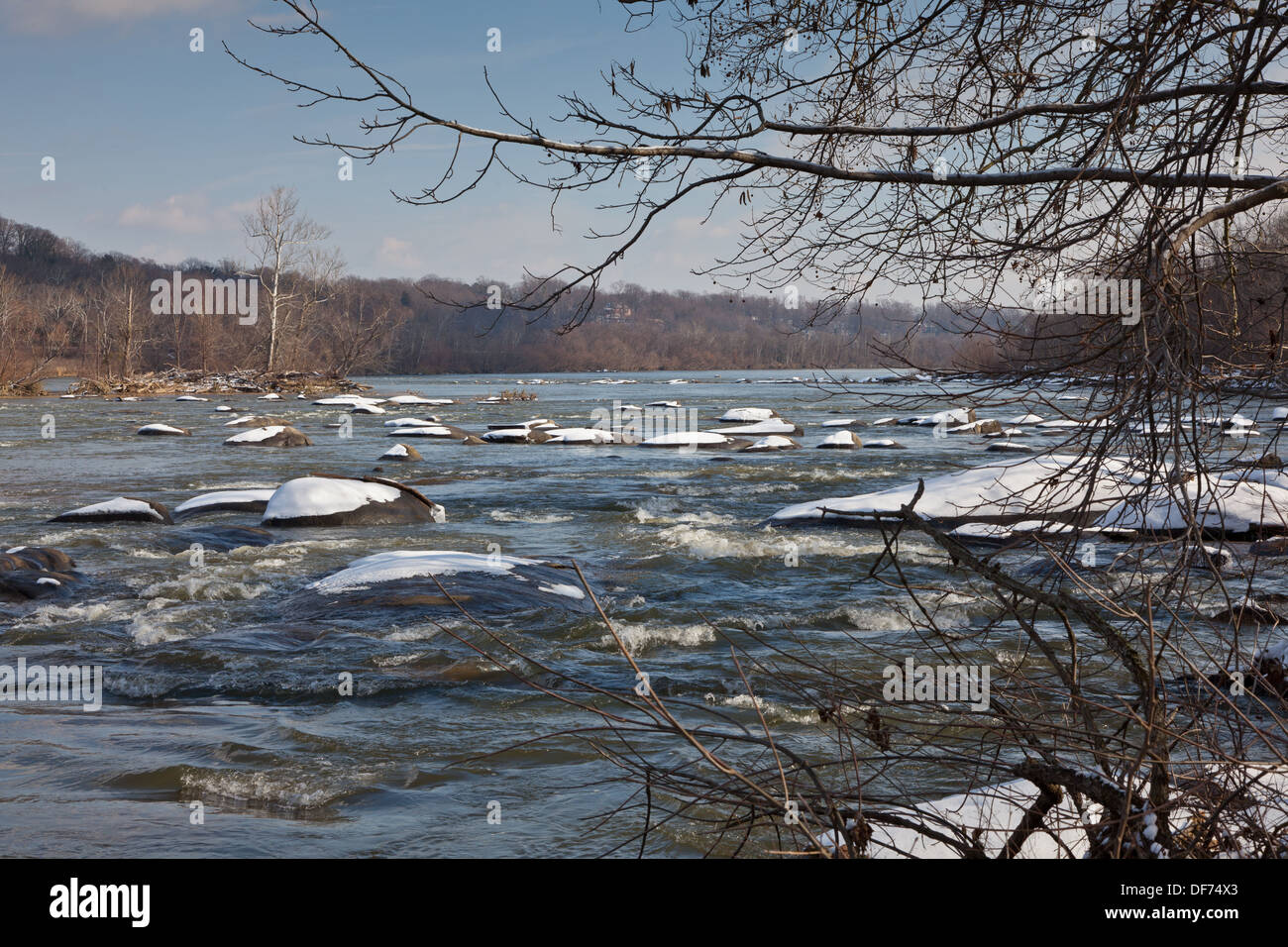 The James River during winter in Virginia Stock Photo - Alamy