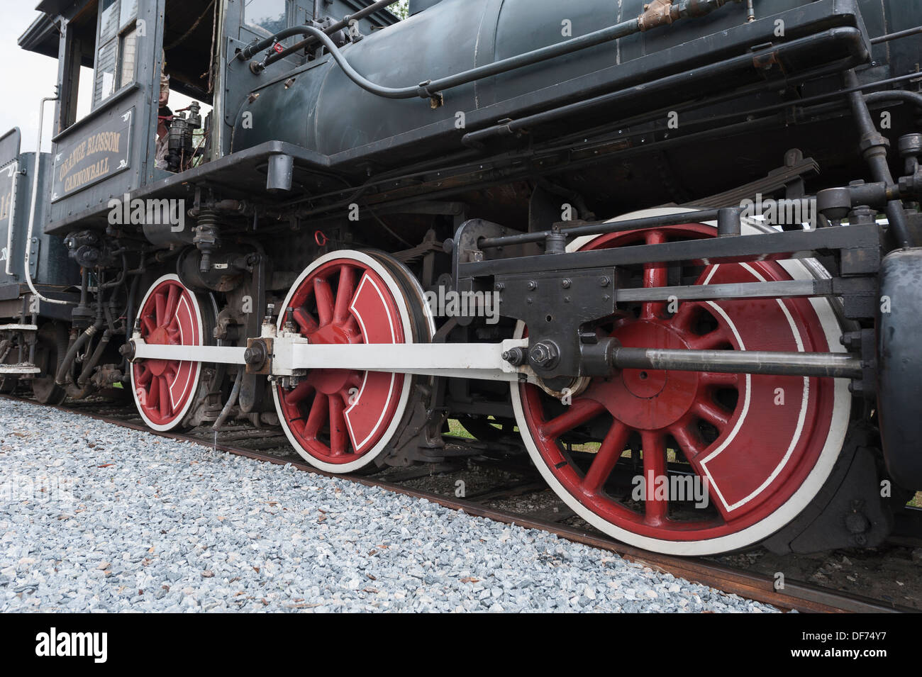 Wood Burning Steam Locomotive Stock Photos & Wood Burning Steam ...