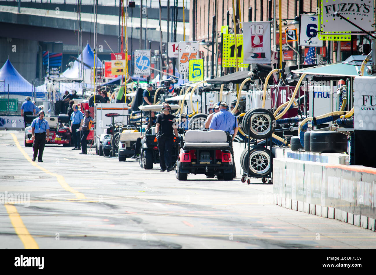 Pit lane stop hi-res stock photography and images - Alamy