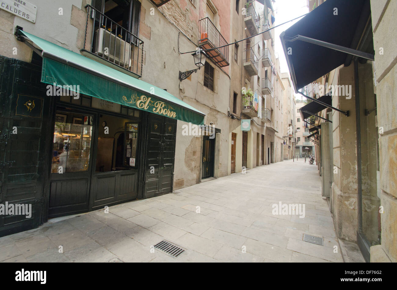 Sta maria del mar cathedral hi-res stock photography and images - Alamy