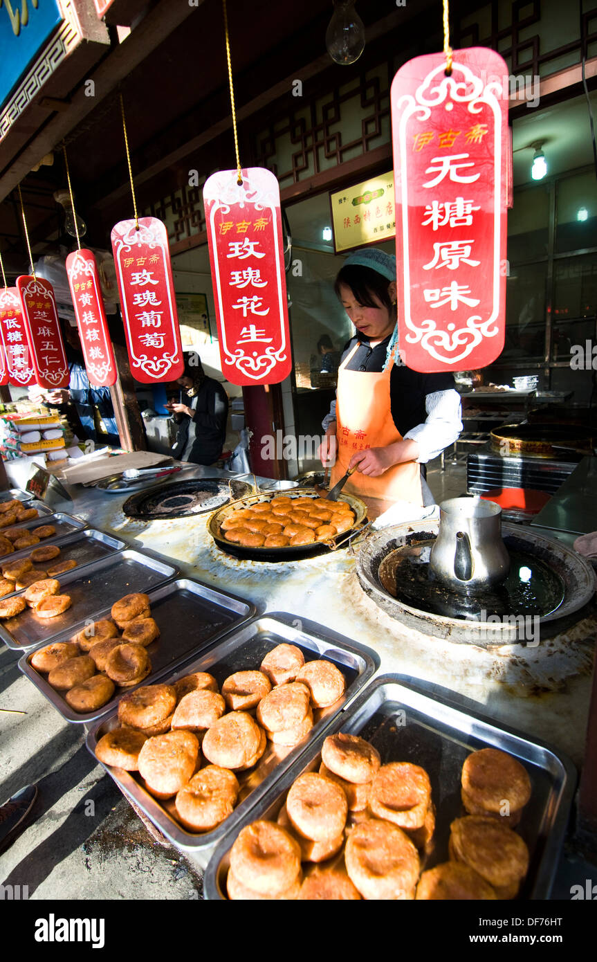 Xian's Persimmon cakes (shì zi bǐng) are a very popular local snack ...