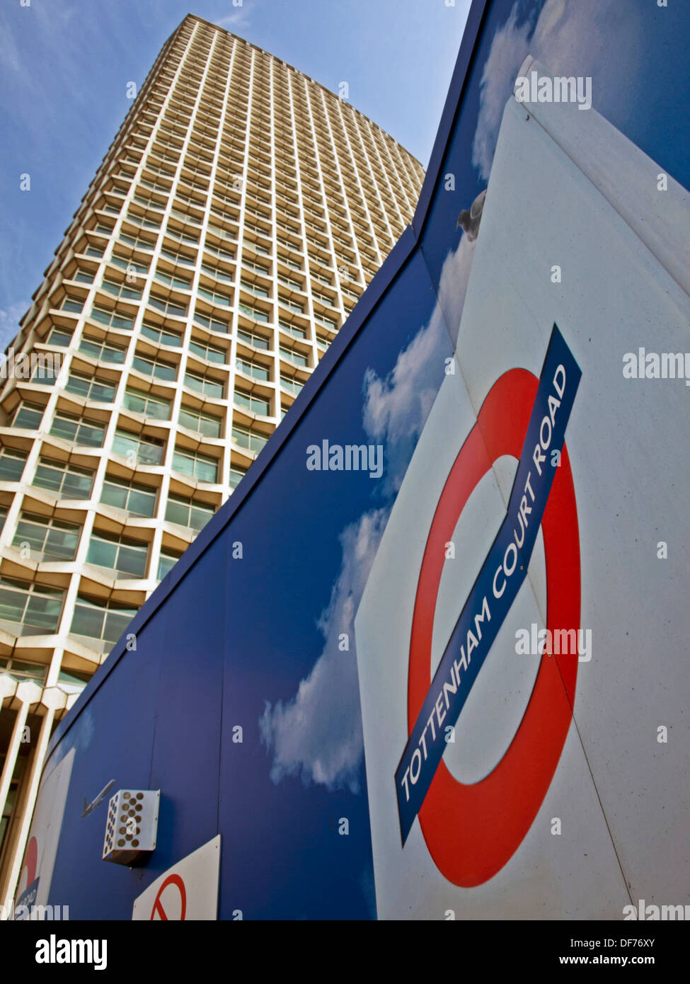 Tottenham Court Road Underground works sign showing Centre Point ...