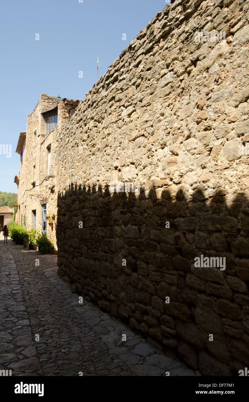 Peratallada spain castle hi-res stock photography and images - Alamy