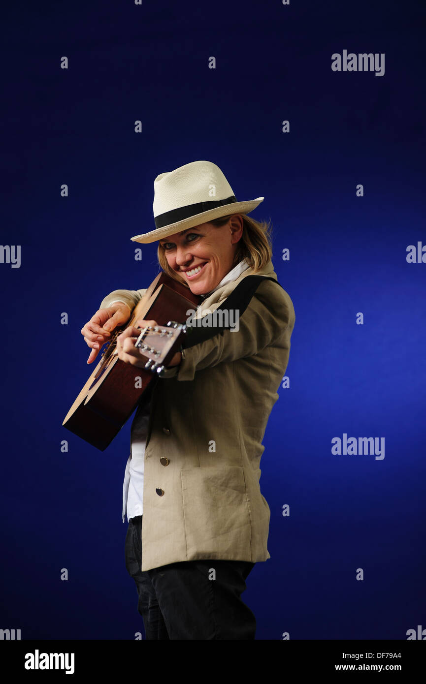 Cerys matthews hi-res stock photography and images - Alamy