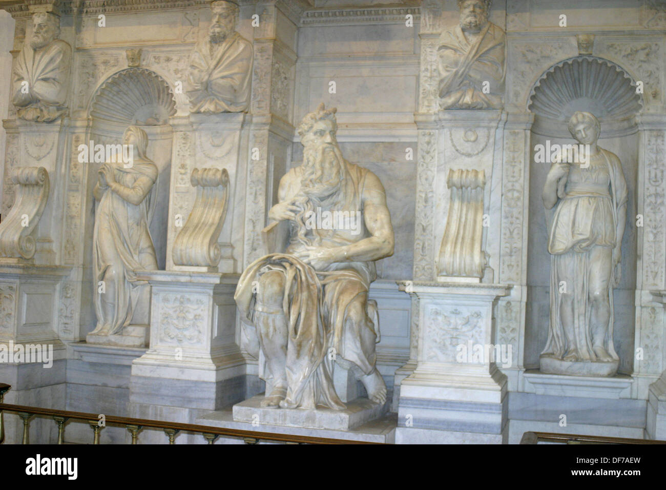 Moses statue by michelangelo hi-res stock photography and images - Alamy