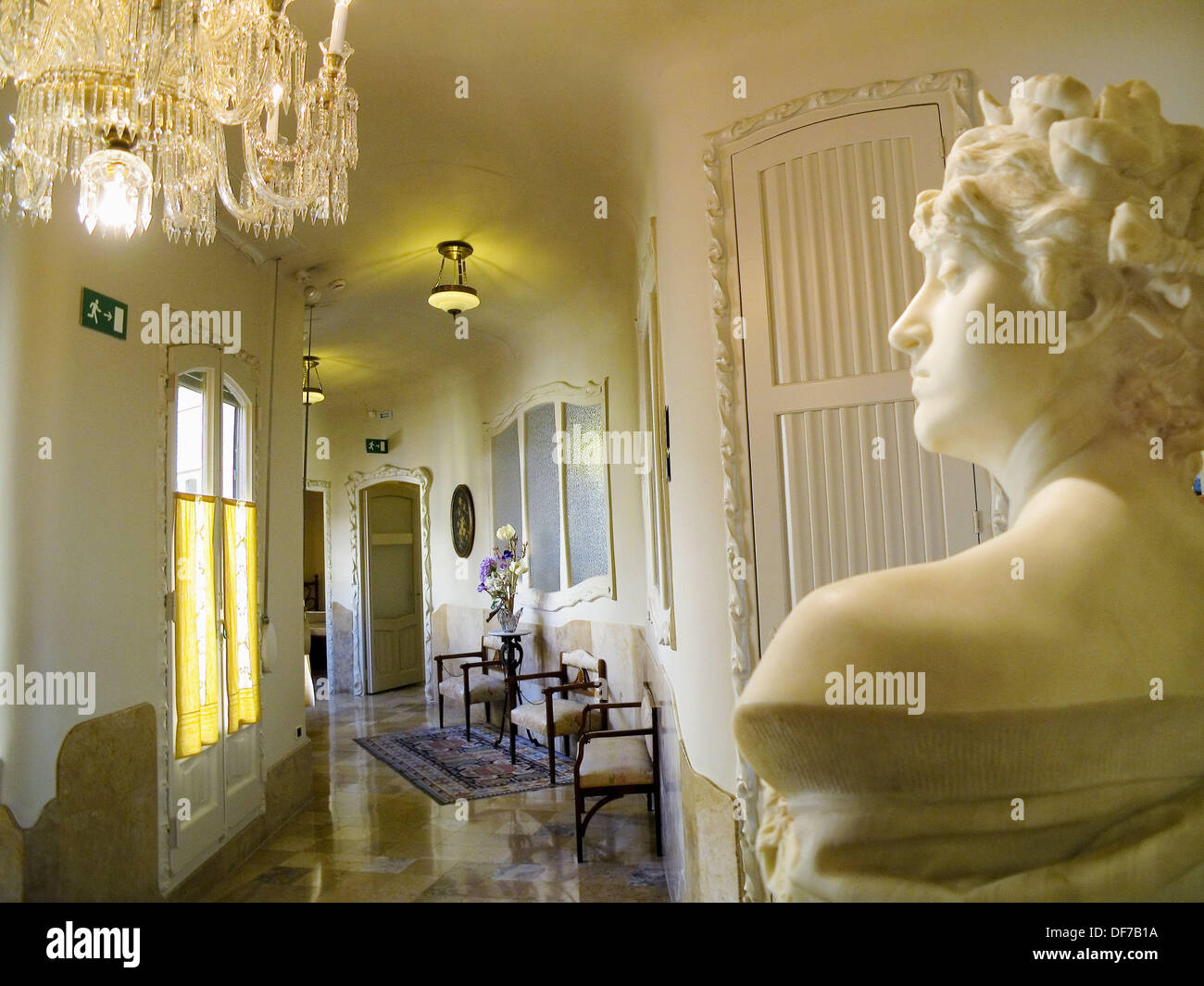 Bourgeois house hi-res stock photography and images - Alamy