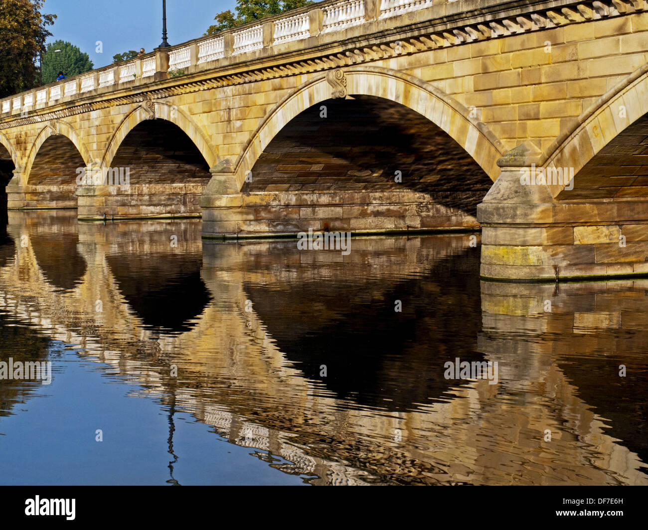 The Serpentine Bridge, Hyde Park, London, England, United Kingdom Stock ...