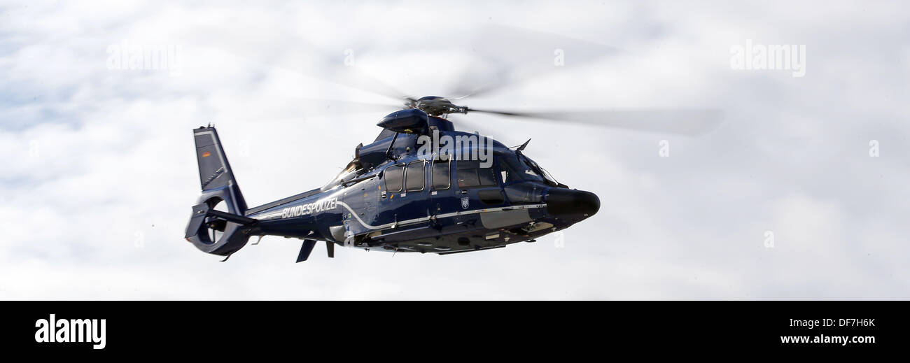 Federal police squadron hi-res stock photography and images - Alamy