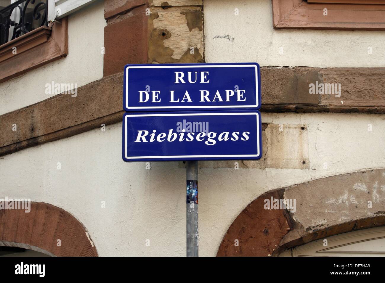 French language street signs in hi-res stock photography and images - Alamy