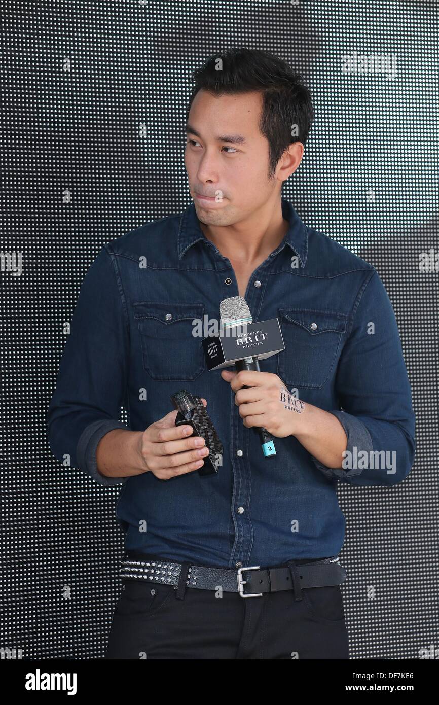 Taipei, China. 28th Sep, 2013. Chinese actor Joseph Chang attends ...