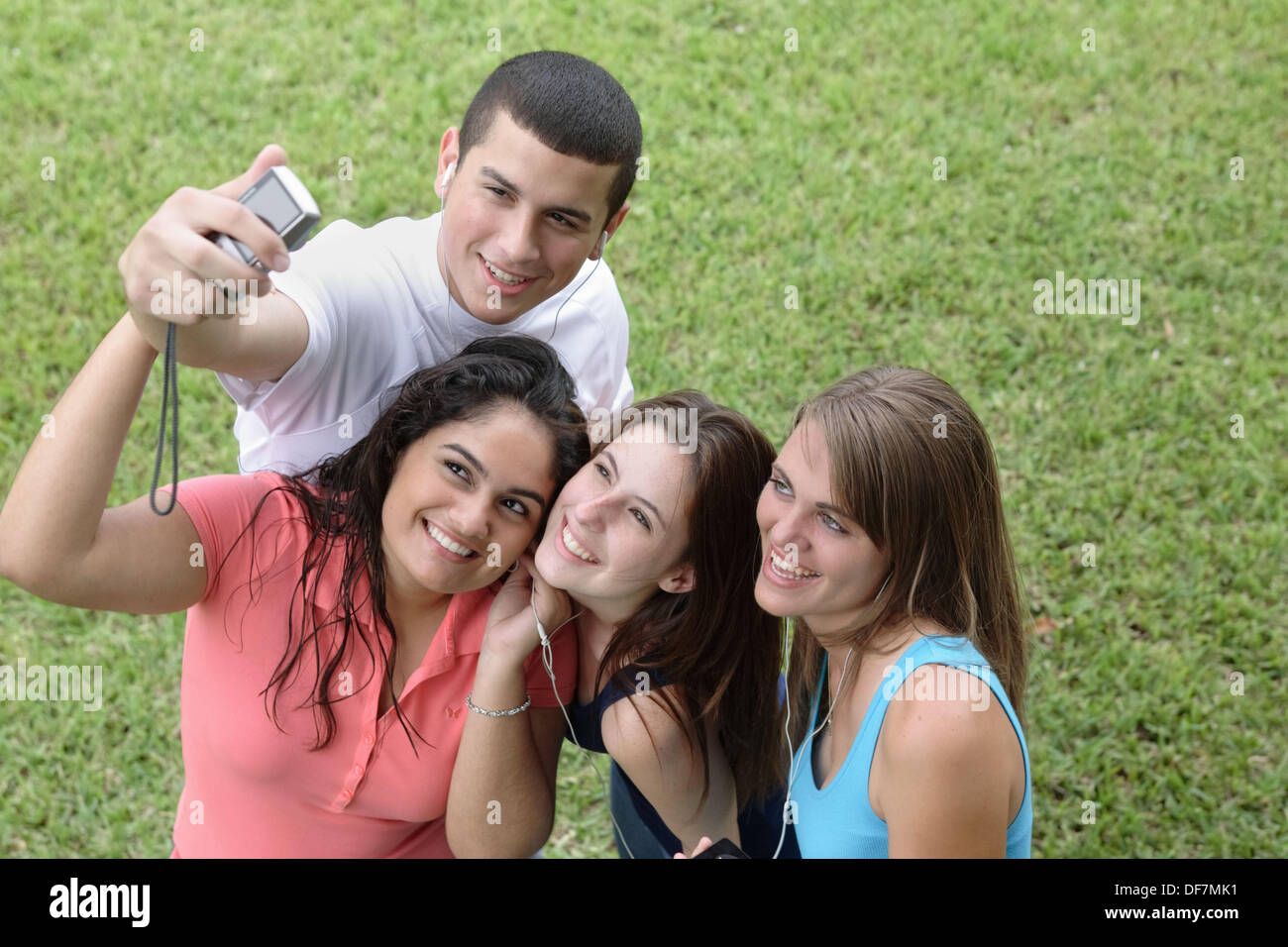 Teens group photo hi-res stock photography and images - Alamy