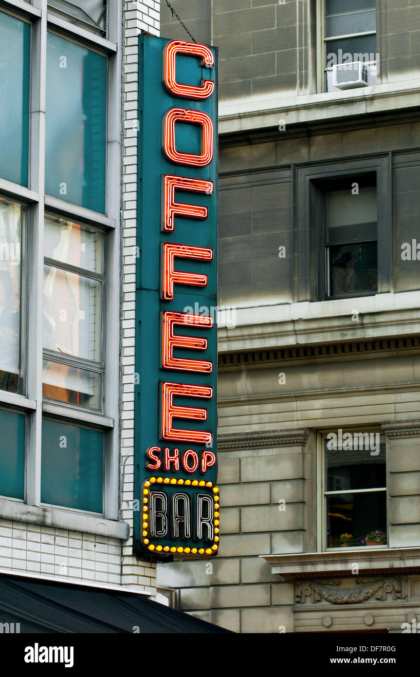 Nyc corner sign hi-res stock photography and images - Alamy