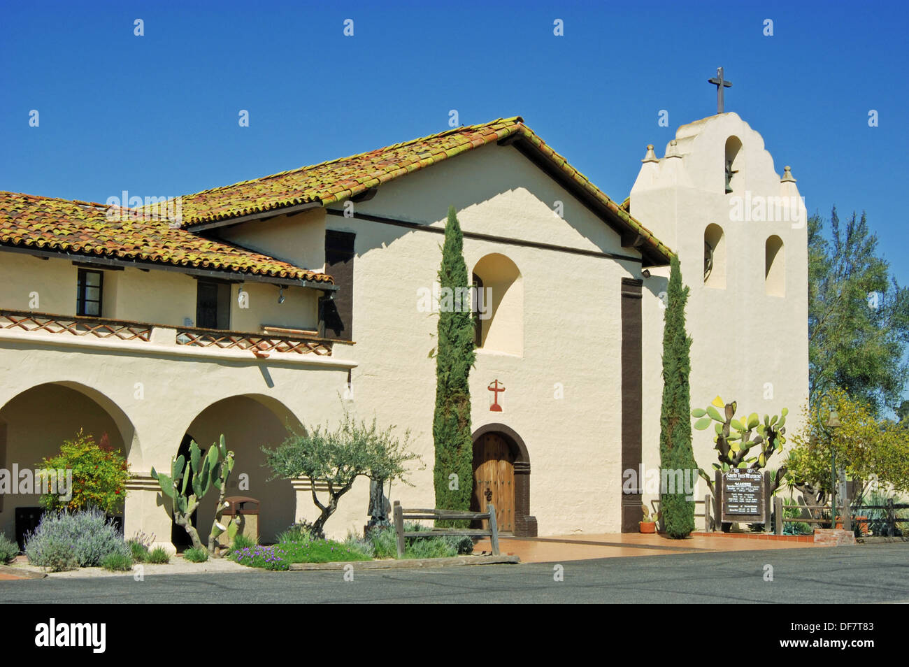 Santa ynez mission hi-res stock photography and images - Alamy