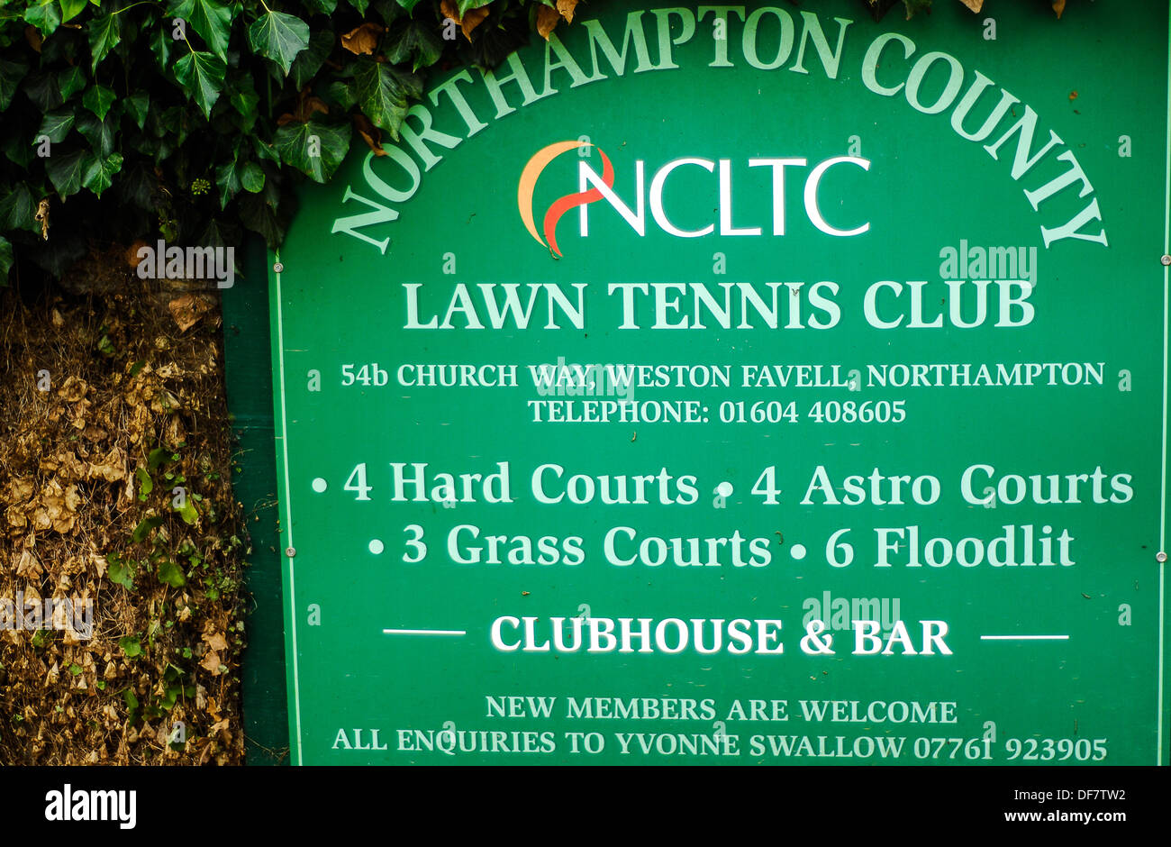 Tennis club sign hi-res stock photography and images - Alamy