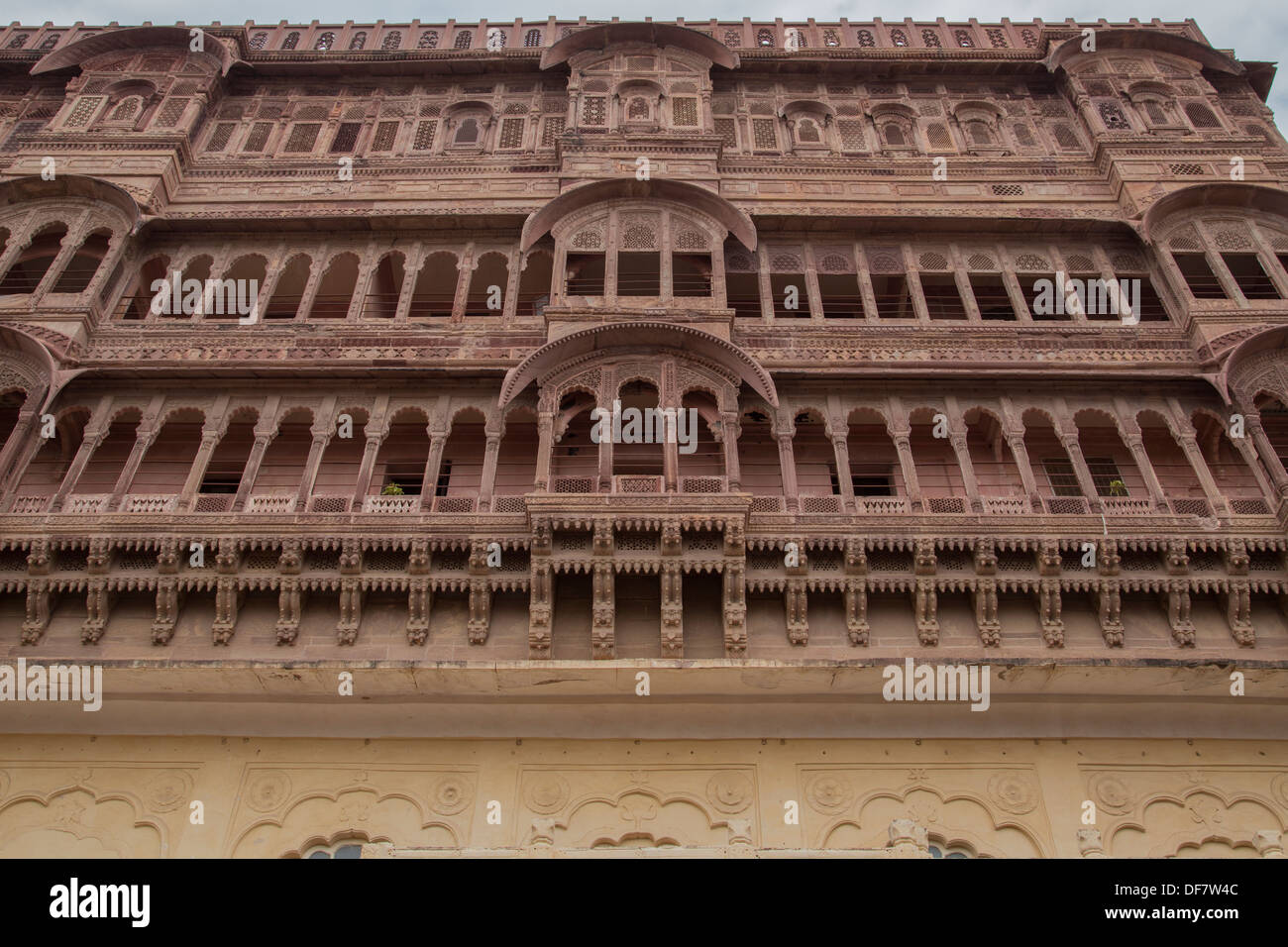 A Haveli is a private mansion in India noted for their carvings and ...