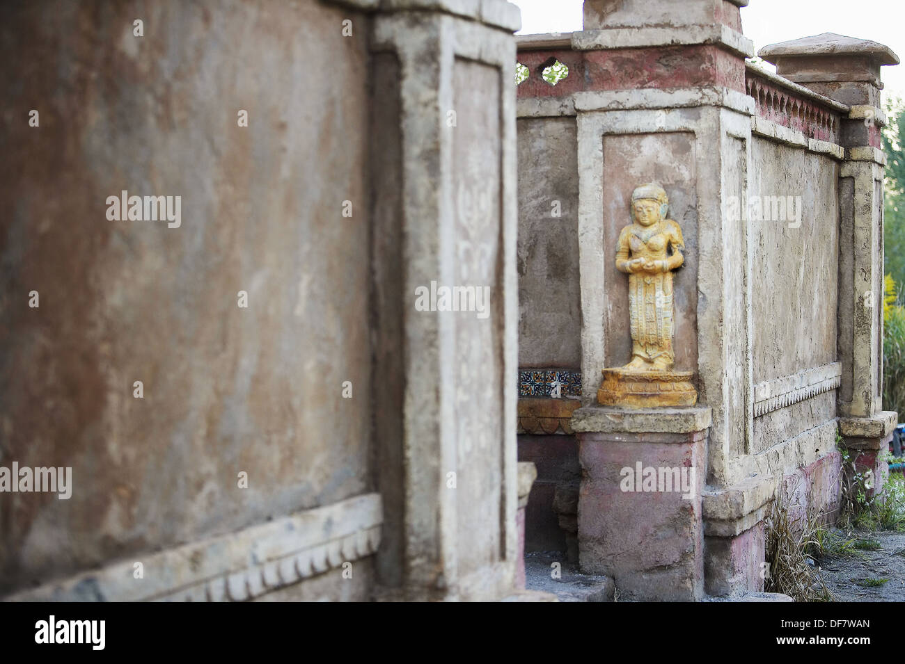 stone wall in India Stock Photo - Alamy