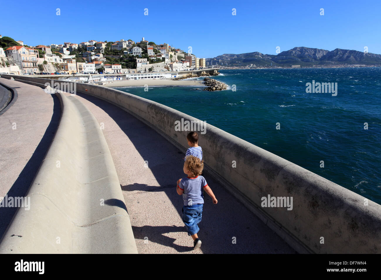 Corniche marseille hi-res stock photography and images - Alamy
